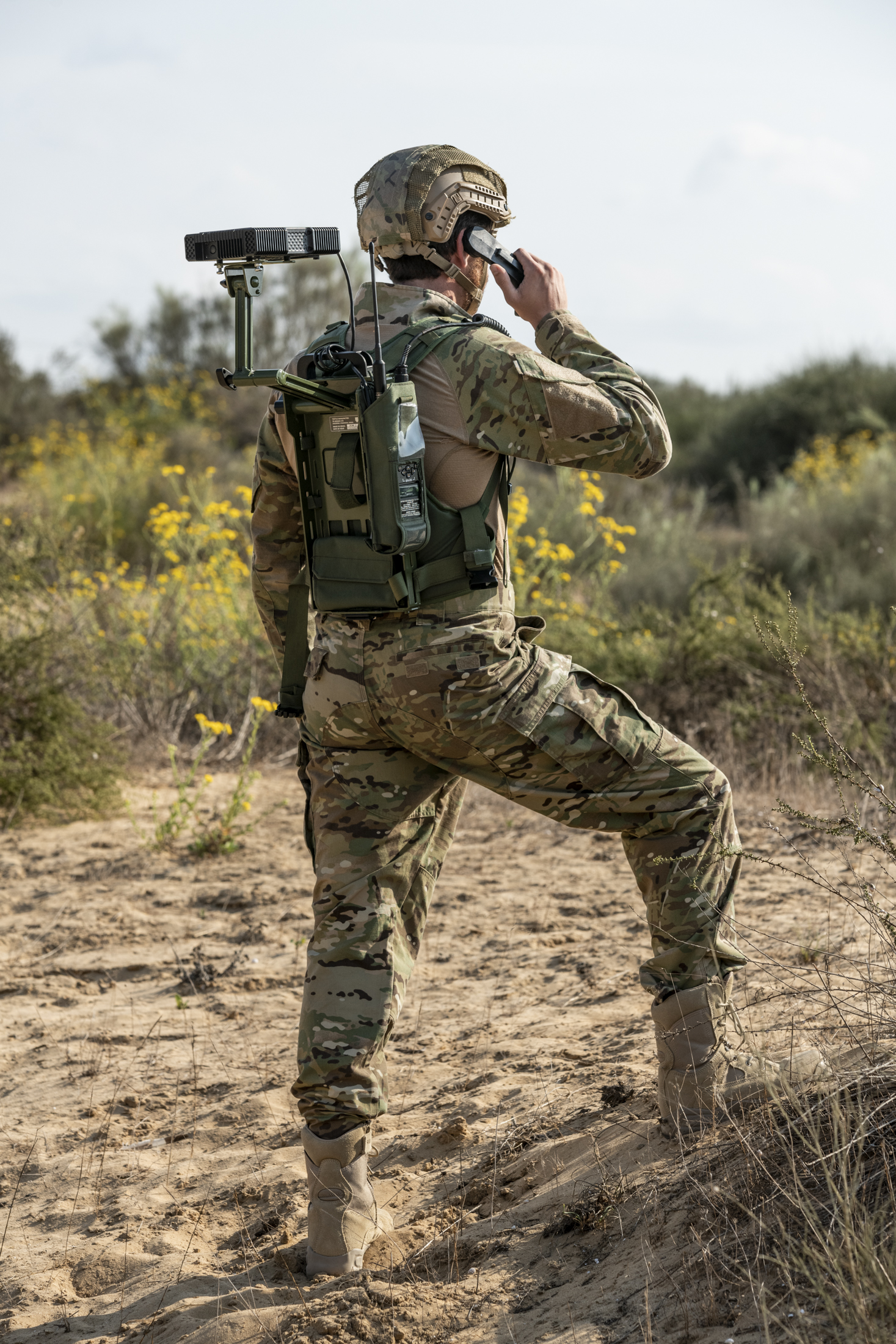 Tragbares taktisches SATCOM-System E-LynX-Sat