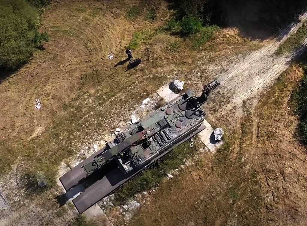 Brückenlegepanzer Leguan RC mit Fernsteuerung