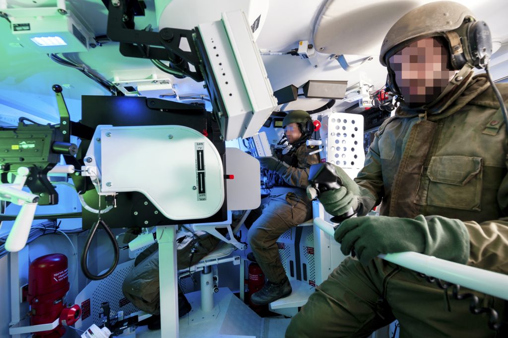 Elbit liefert Simulatoren für britische Boxer und Challenger