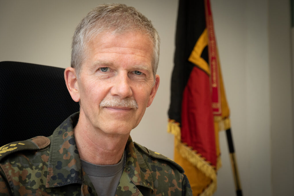 Bundeswehr reform: Pistorius puts high-ranking military officers into ...