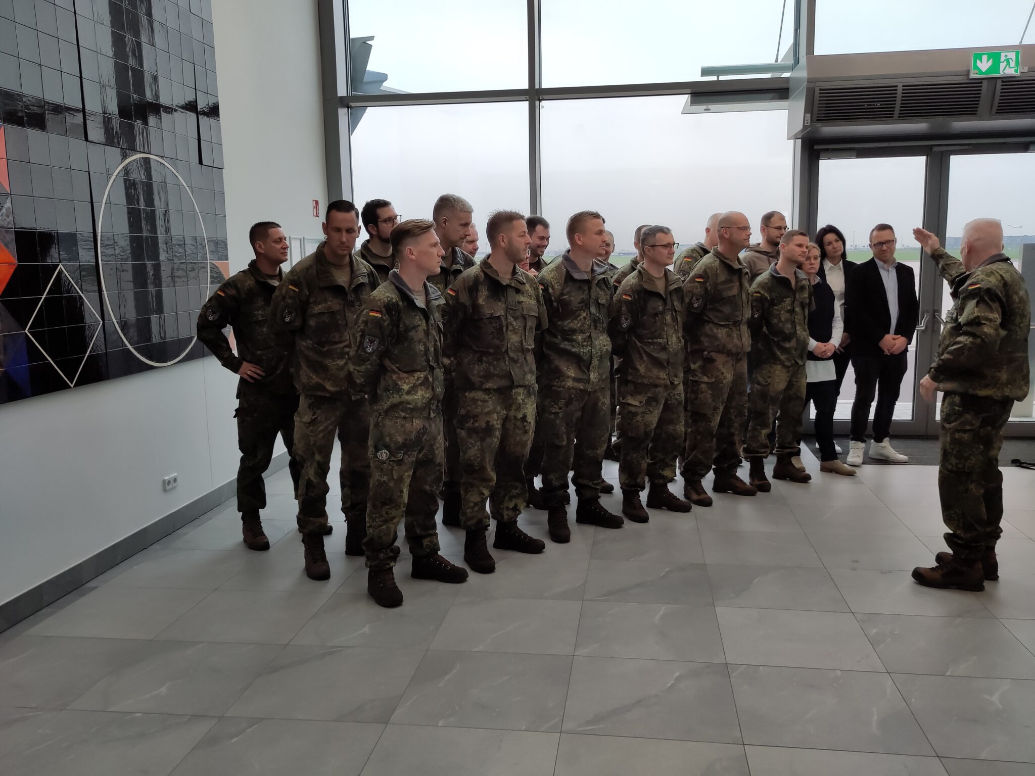 Vorkommando der Panzerbrigade 45 unterwegs nach Litauen