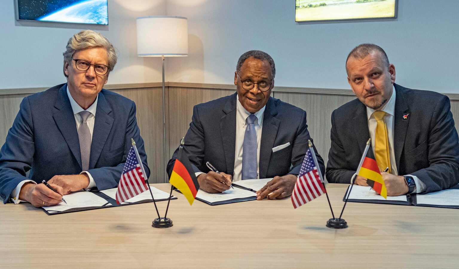 Erweiterte Zusammenarbeit von Lockheed Martin und Lufthansa Technik