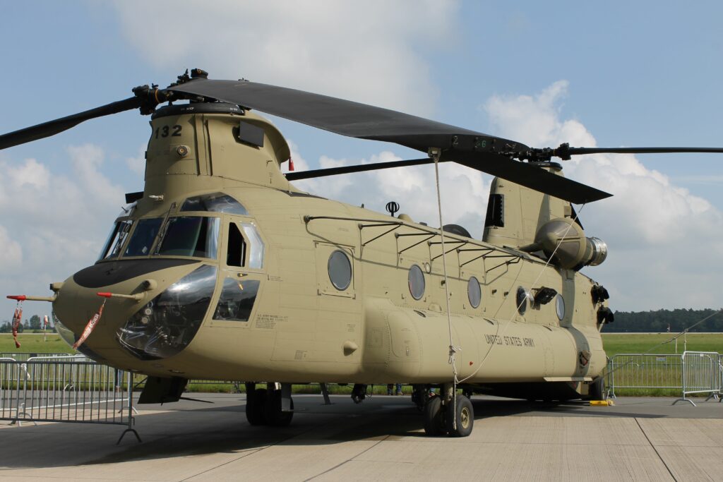 Erste deutsche Piloten auf CH-47F ausgebildet
