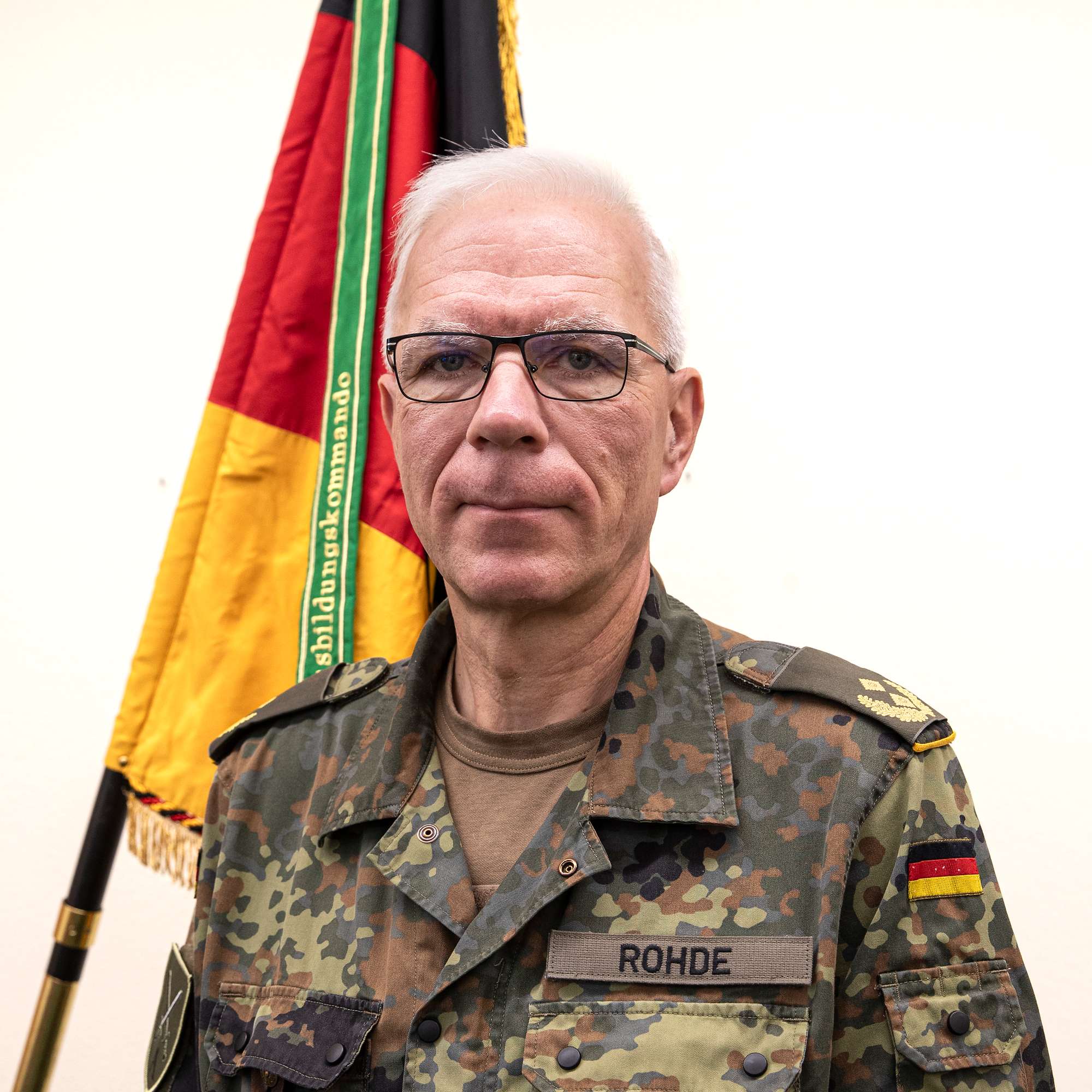 Umbau der Bundeswehr und Personalveränderungen zum 1. Oktober