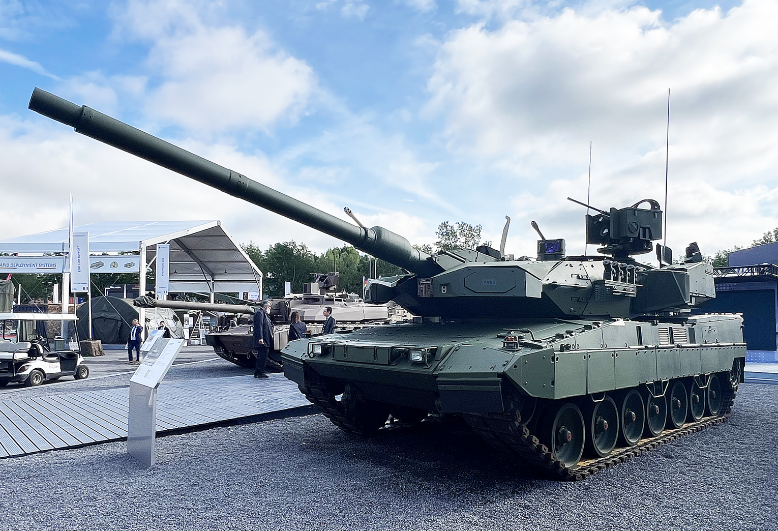 Trophy APS für Leopard 2 A8 bestellt