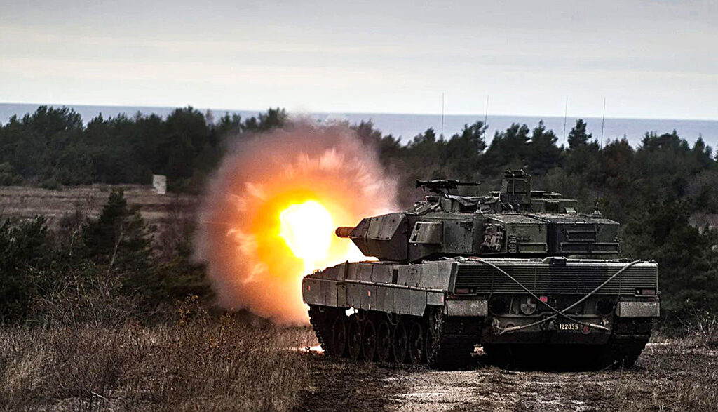 44 neue Kampfpanzer Leopard 2 A8 sind der Kern der Runderneuerung für ...