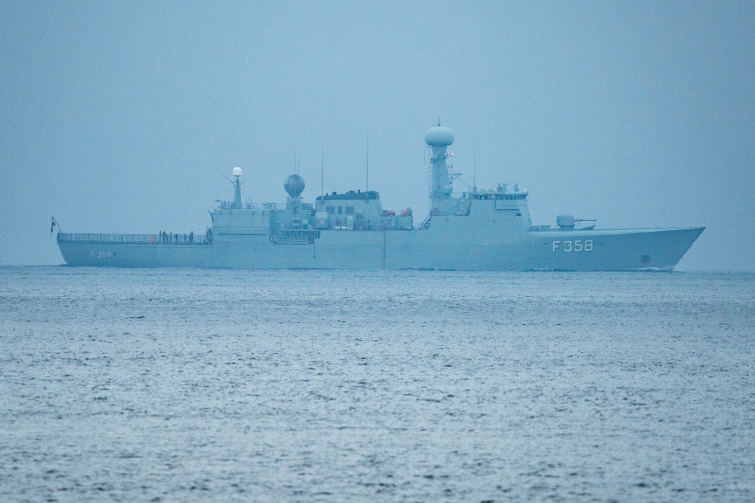 Russische Marine wieder mit U-Boot im Mittelmeer