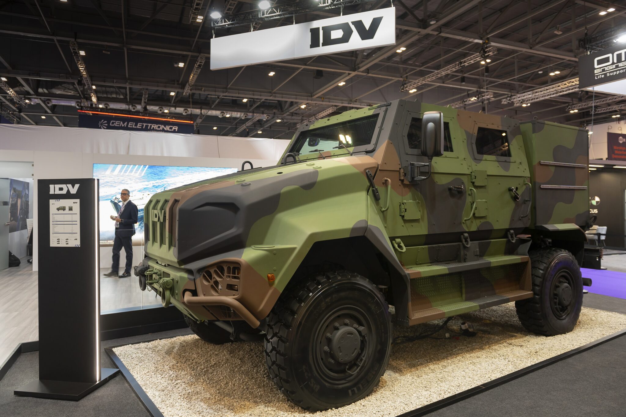 DSEI 2025: IDV zeigt neue Geländefahrzeuge und unbemannte Systeme