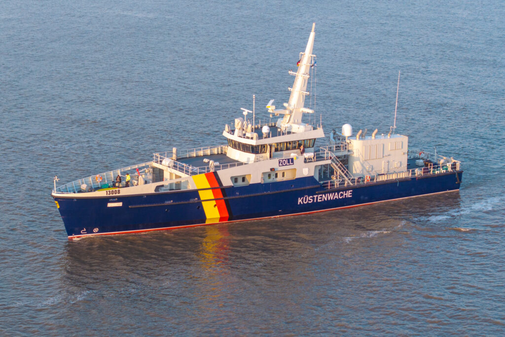 Neue Zollschiffe mit Blauem Engel