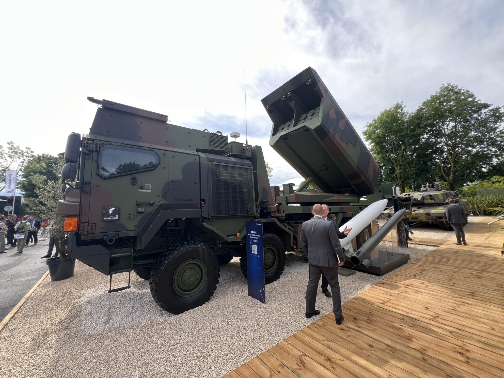 Rheinmetall präsentiert Raketenartilleriesystem SILAM für Spanien